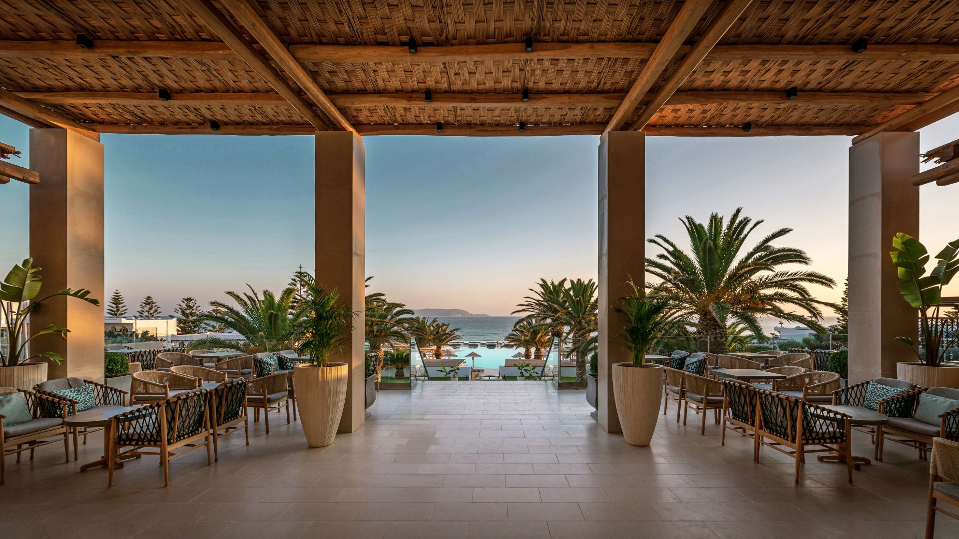 Create your own story | Mitsis